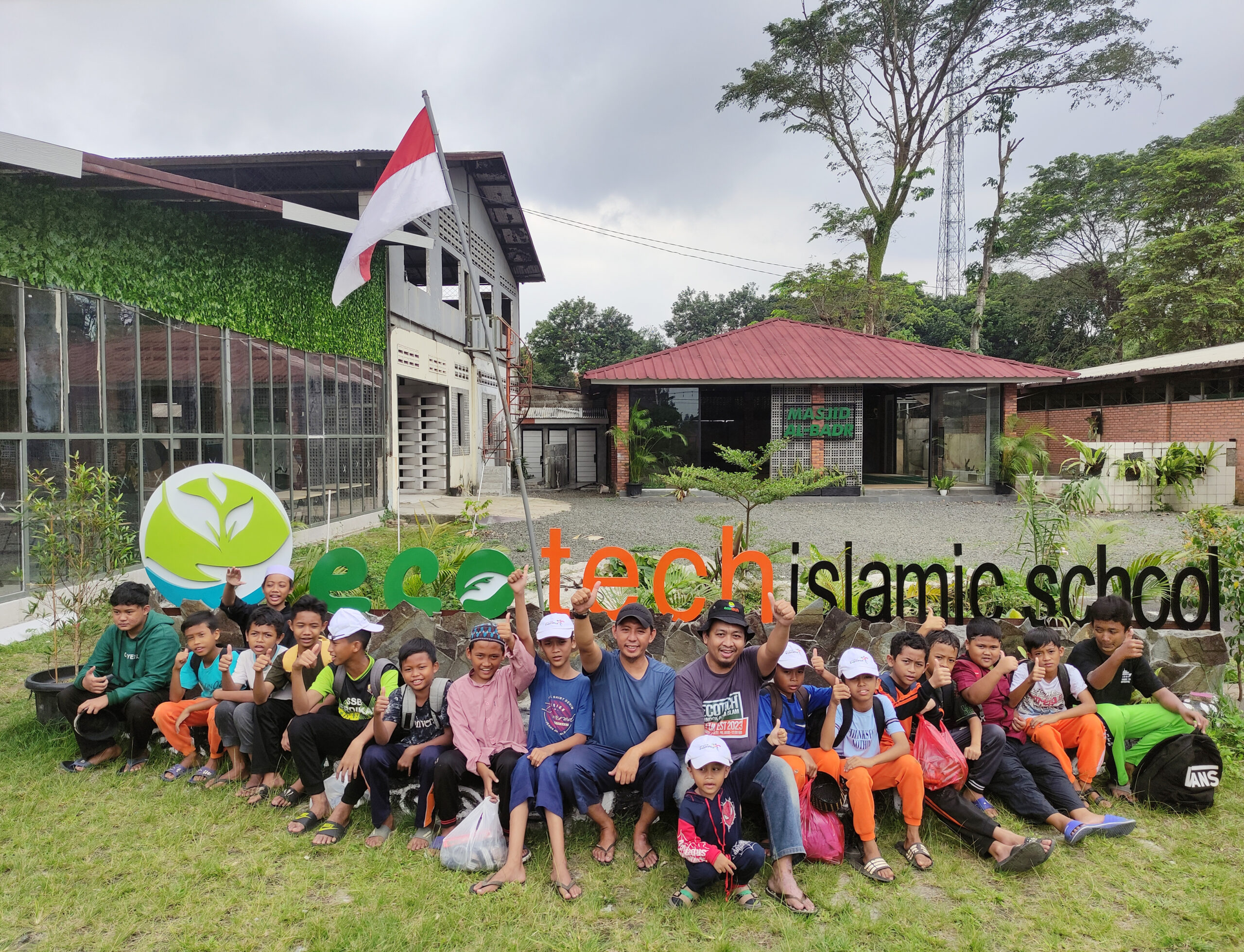 Ecotech Islamic School Cibubur - Sekolah Alam Sunnah Manhaj Salaf